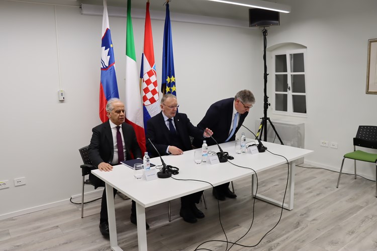 Ministarstvo unutarnjih poslova Republike Hrvatske - Ministri policije Hrvatske, Italije i ...